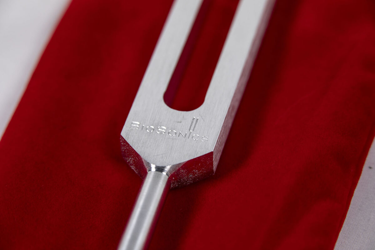 Tuning Fork – “Unweighted” (528 Hz.)-(Now with sky blue pouch) – Biosonics