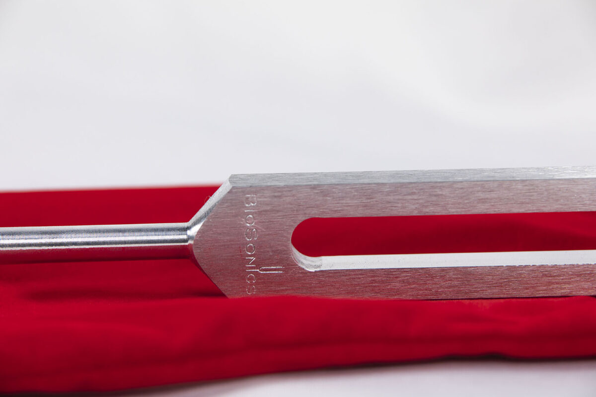 Tuning Fork – “Unweighted” (528 Hz.)-(Now with sky blue pouch) – Biosonics